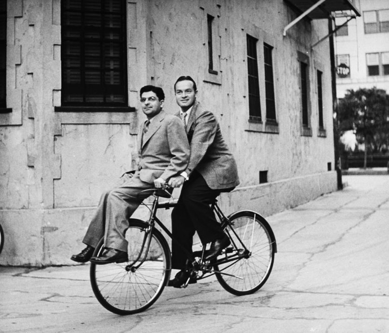 The Photography of Dimitri Kessel | LIFE