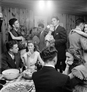'The Luckiest Generation': LIFE With Teenagers in 1950s America